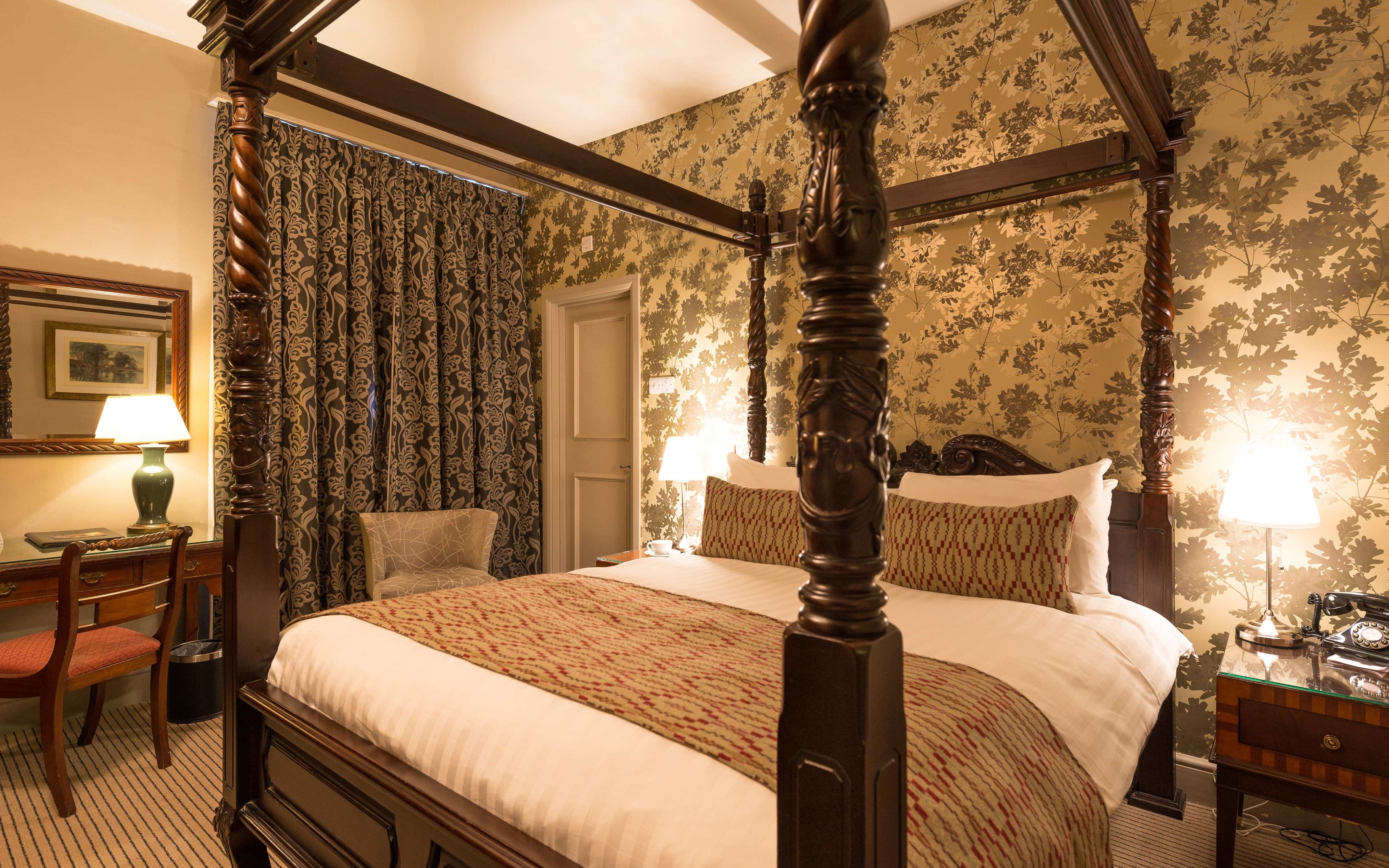 All Rooms | The Crown Hotel